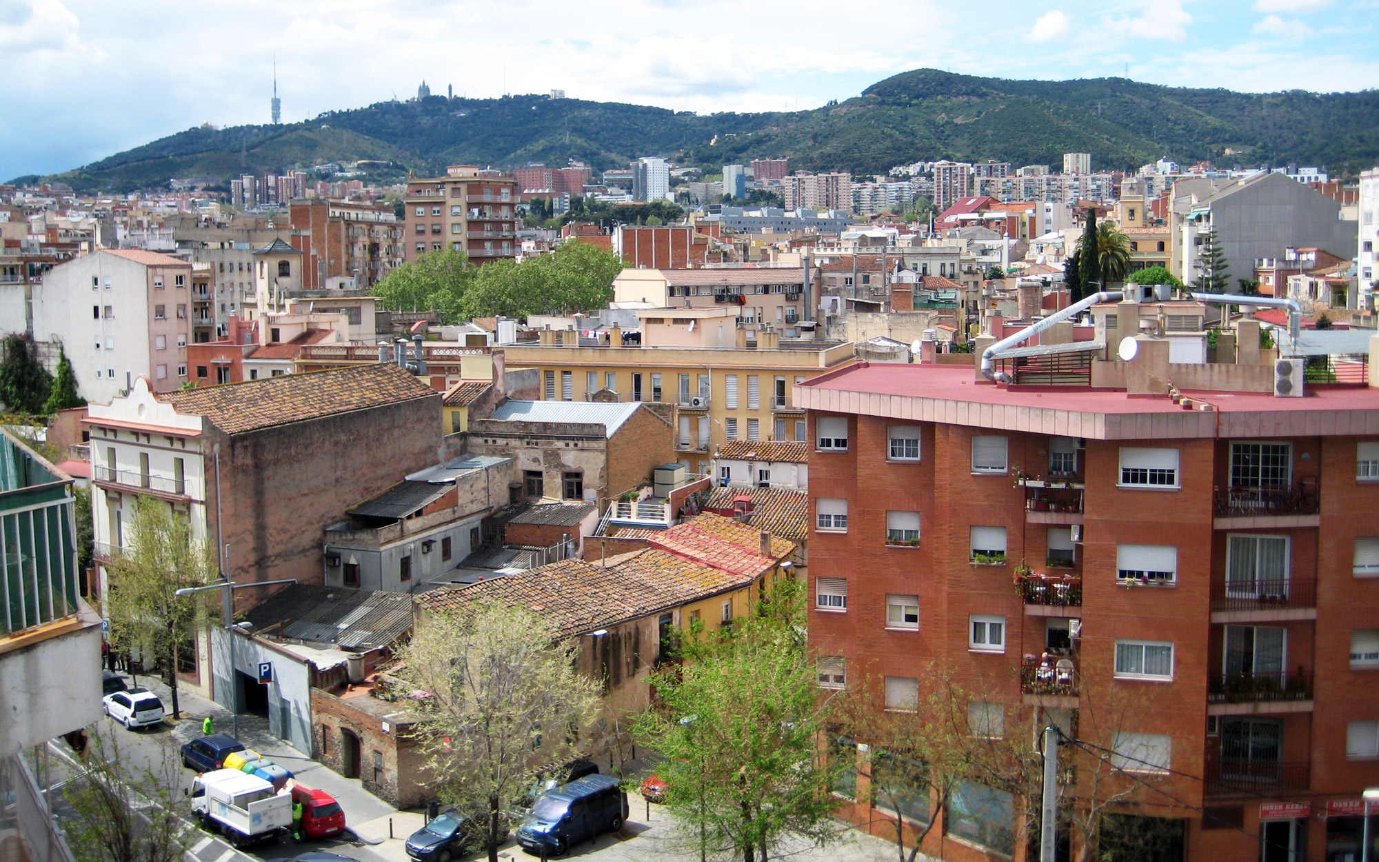 Horta-Guinardó in Barcelona: Neighborhood Guide and Local Tips